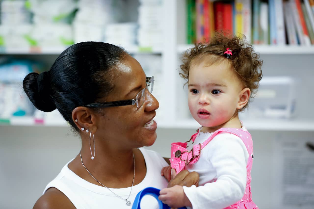 20 Positive Parenting Techniques for Early Childhood – Montclare School